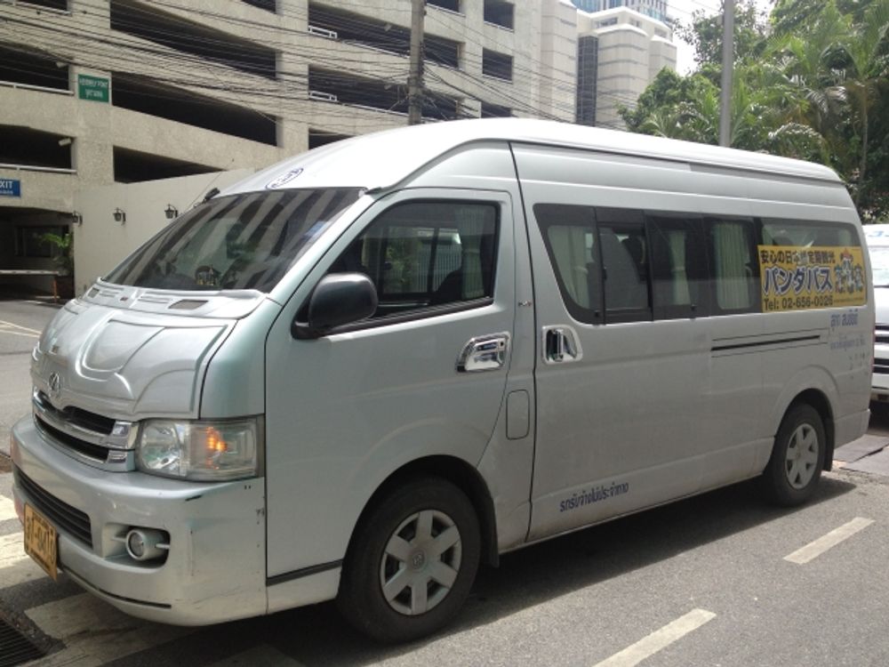 【GW限定】空港送迎 スワナプーム空港⇒バンコク市内 JAL・ANA・タイ航空15時台到着便対象＜混載／日本語アシスト付＞ | バンコクの観光・オプショナルツアー専門 VELTRA(ベルトラ)