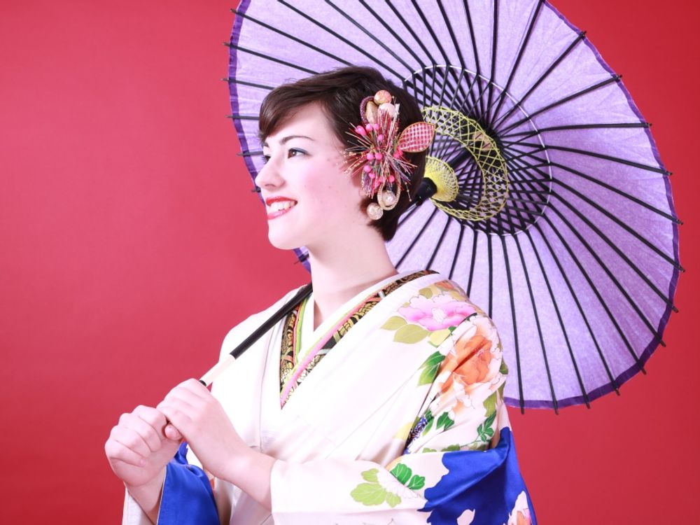 Elegant Kimono Photo Shoot Experience in Tokyo - Tokyo - VELTRA