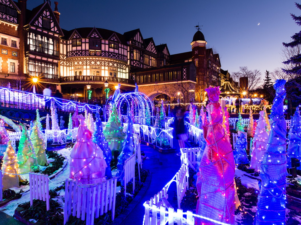 札幌発冬の日帰りバスツアー 美唄スノーランドで雪遊び+小樽運河+イルミネーションの美しい白い恋人パークへ！＜12月～3月／札幌市内発着＞ | 札幌近郊の観光&遊び・体験・レジャー専門予約サイト ...