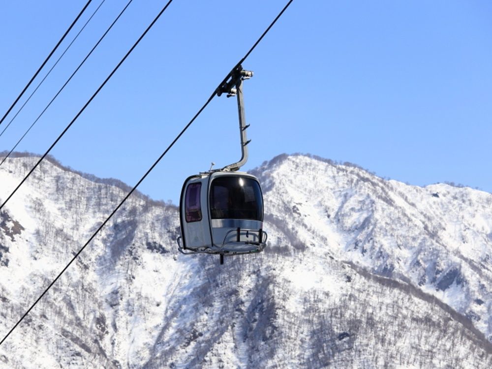 貸切タクシーで行く 白山一里野温泉スキー場 手ぶらでOK！日帰りスキースノーボードツアー＜金沢駅発着＞ | 金沢の観光&遊び・体験・レジャー専門予約サイト VELTRA(ベルトラ)