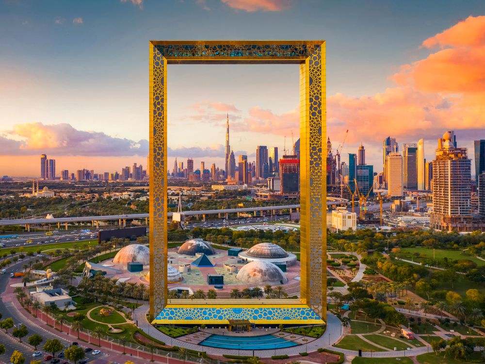 ドバイ・フレーム（Dubai Frame）入場チケット事前予約 ドバイの過去 未来 現在が凝縮！地上150mの「世界最大の額縁」から景色を楽しめる！ | ドバイの観光・オプショナルツアー専門 ...