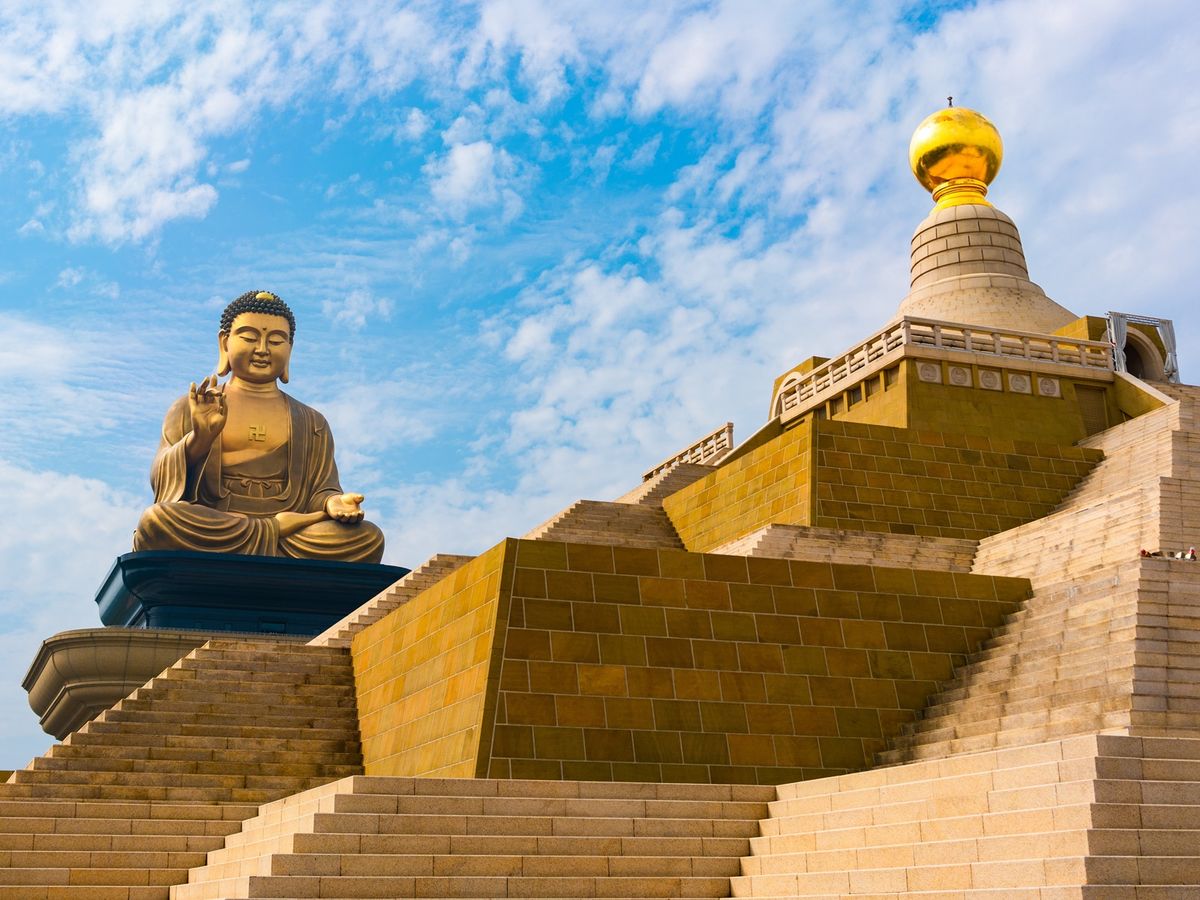 高雄郊外 貸切チャーターツアー オリジナルプランで高雄郊外の観光を満喫！ ＜貸切／4～8時間／最大定員40名／日本語ガイド＞ ※車1台あたり料金 | 高雄の観光・オプショナルツアー専門 ...