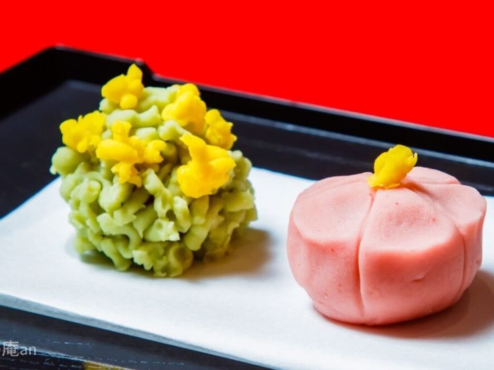 和菓子作り体験 観光の合間にもお手軽に参加できる和菓子作り お点前体験のみプランも選択可＜持ち帰りOK＞ by 日本文化体験 庵an大阪 | 大阪の観光&遊び・体験・レジャー専門予約サイト ...