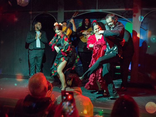 フラメンコ・ショー タブラオ「エル・ドゥエンデ (El Duende)」 ＜1ドリンク付き／バルセロナ＞*当日予約OK | スペイン（バルセロナ）旅行の観光・オプショナルツアー予約 ...