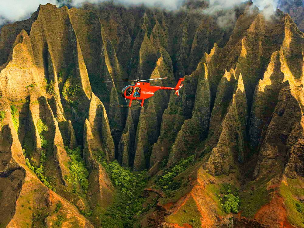 Doors-Off Kauai Helicopter Tour to Na Pali & Jurassic Falls - Airborne ...
